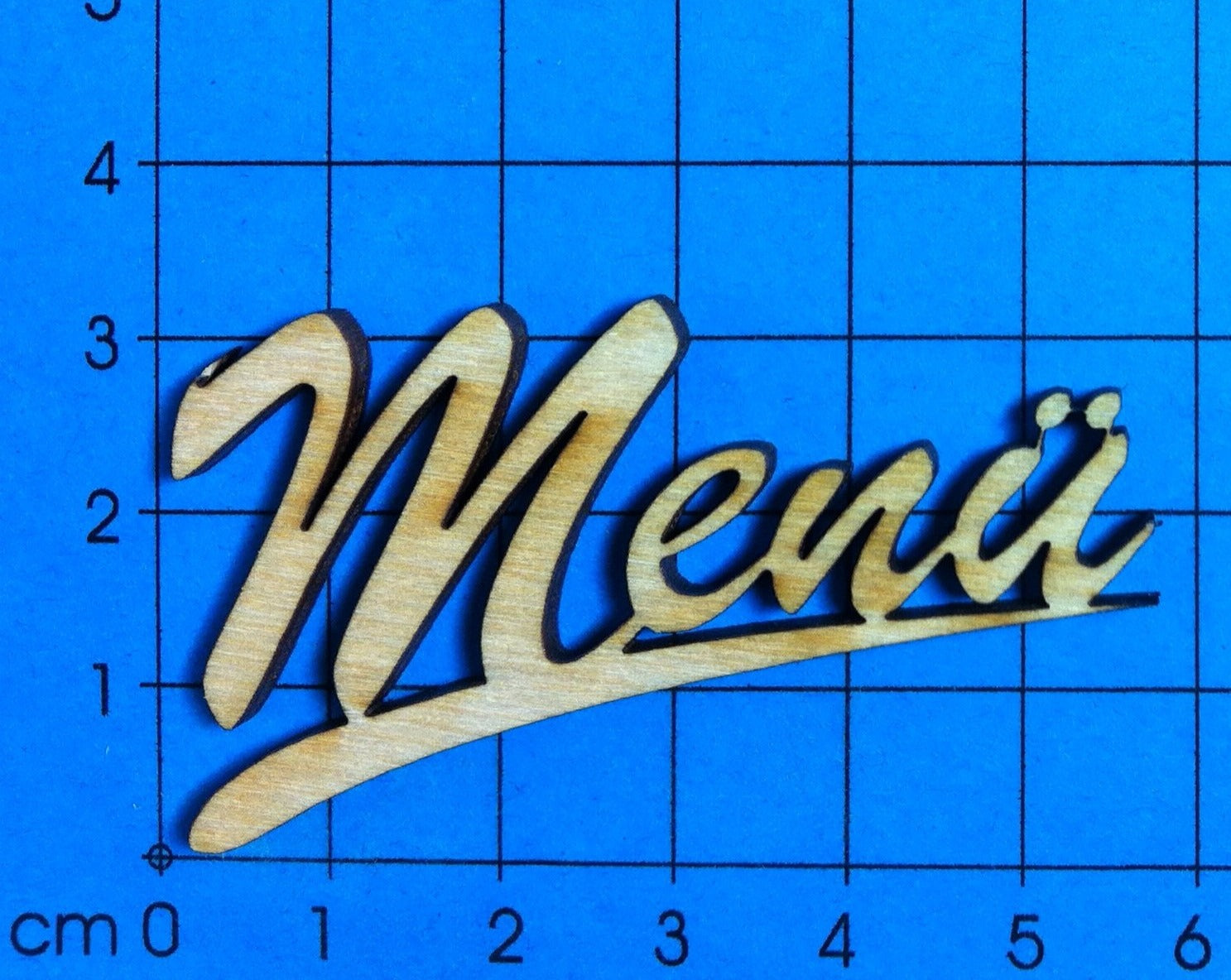 Schriftzüge aus Holz, Basteln mit Holz, Schriftzüge bemalen - Menü ...